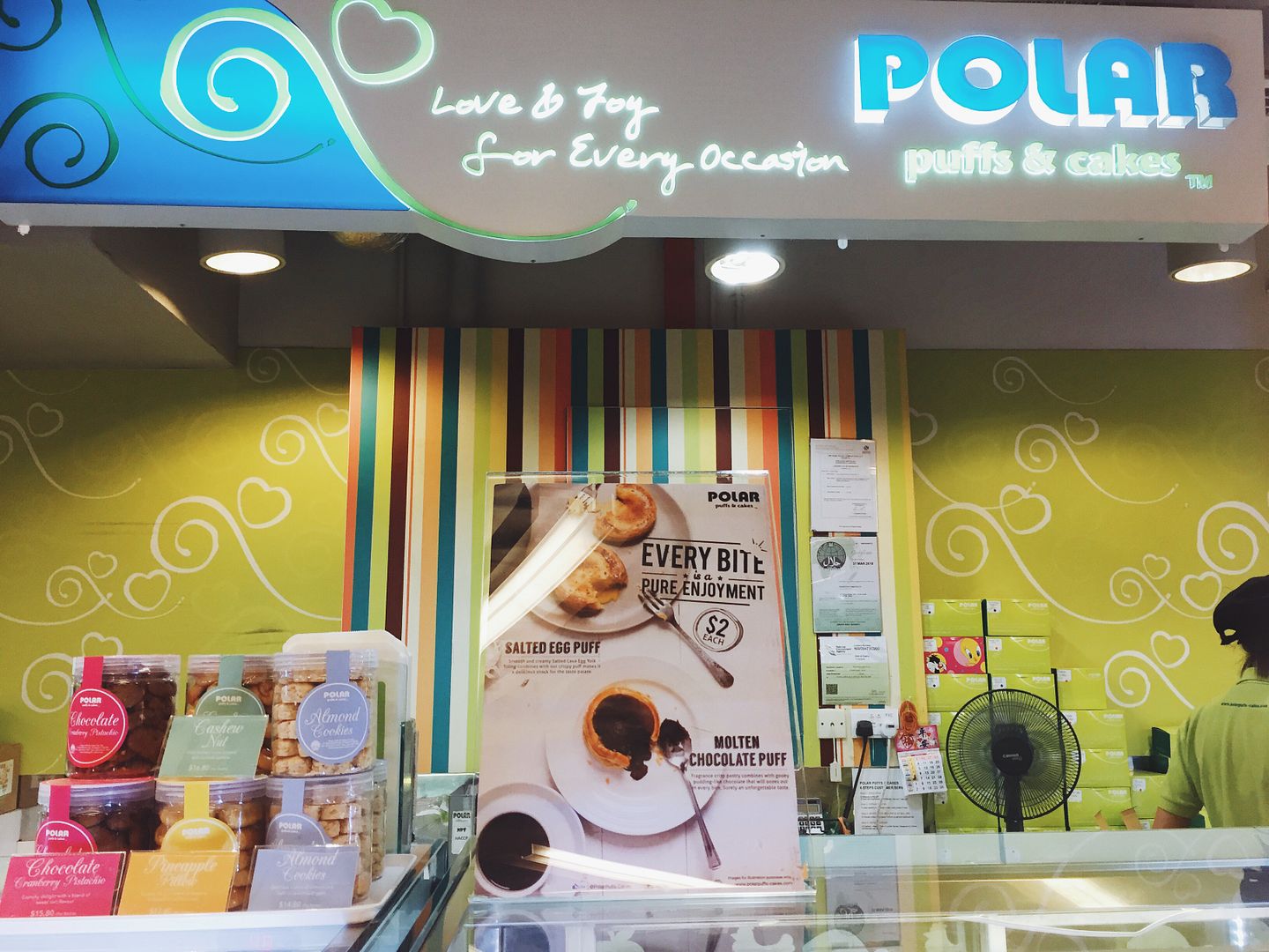 Polar Puffs & Cakes NEW Salted Egg Puff review! - Life of a Typical Couple