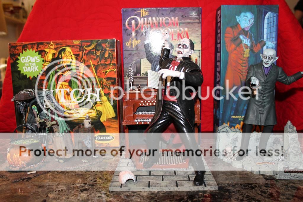 Hey! look what monster models I managed to finally paint volume 2