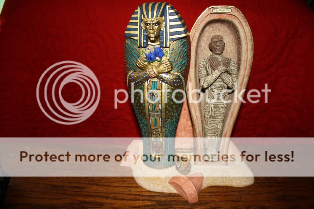 Hey! look what monster models I managed to finally paint volume 1